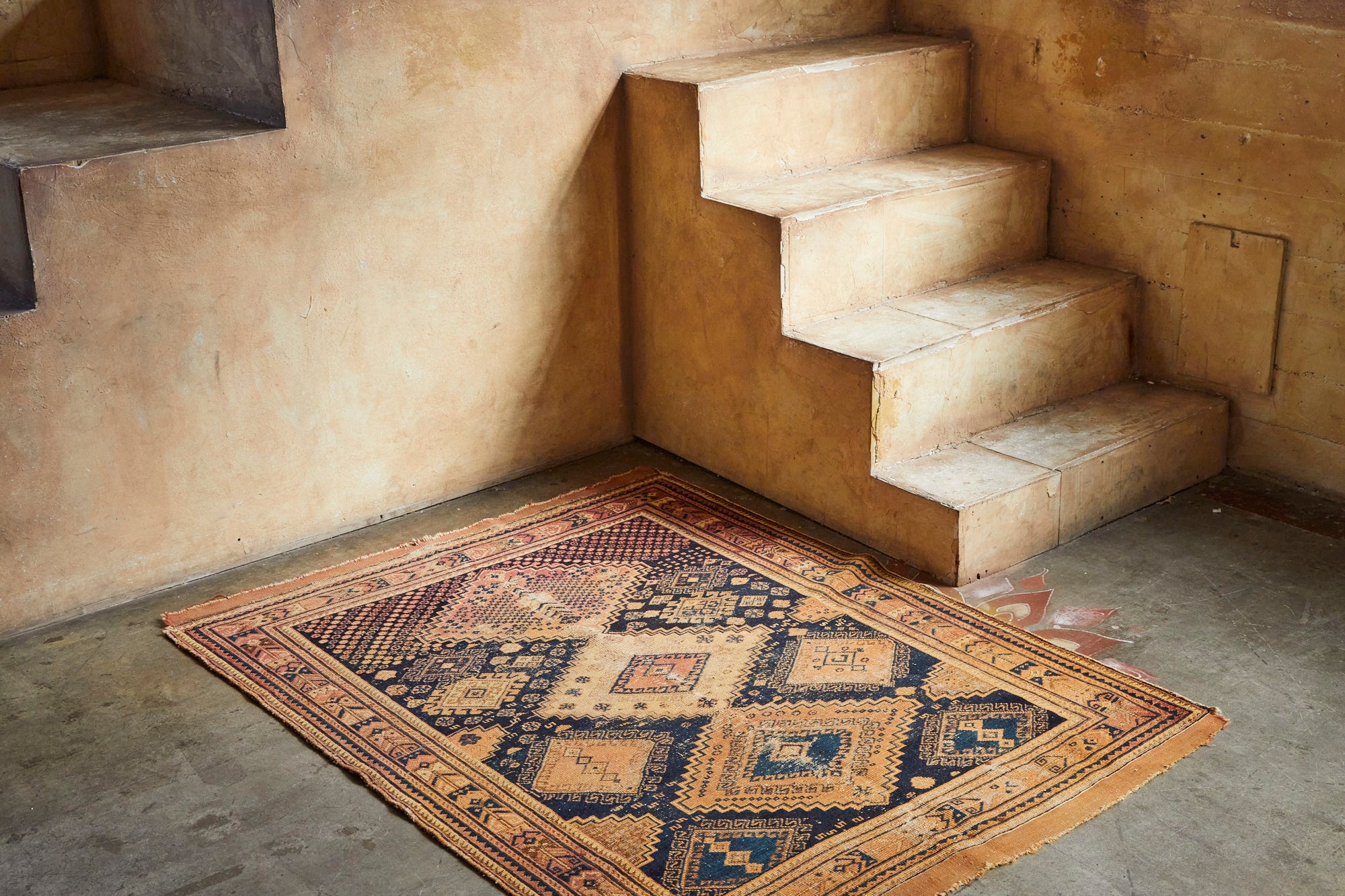 Antique Rugs for sale, inventor of the iconic Rug Mule – King Kennedy Rugs